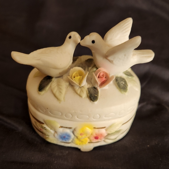 None | Other | Vintage Trinket Dish Porcelain With 2 Doves And Roses ...